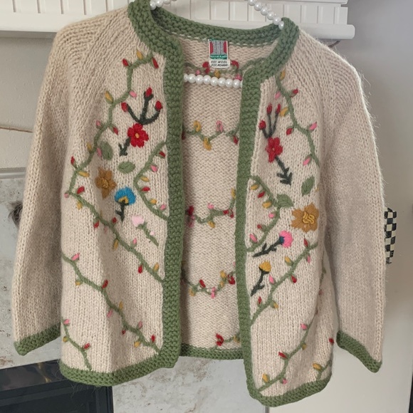 Ilaria | Sweaters | Italy Hand Knit Vintage Cottagecore Woolmohair ...